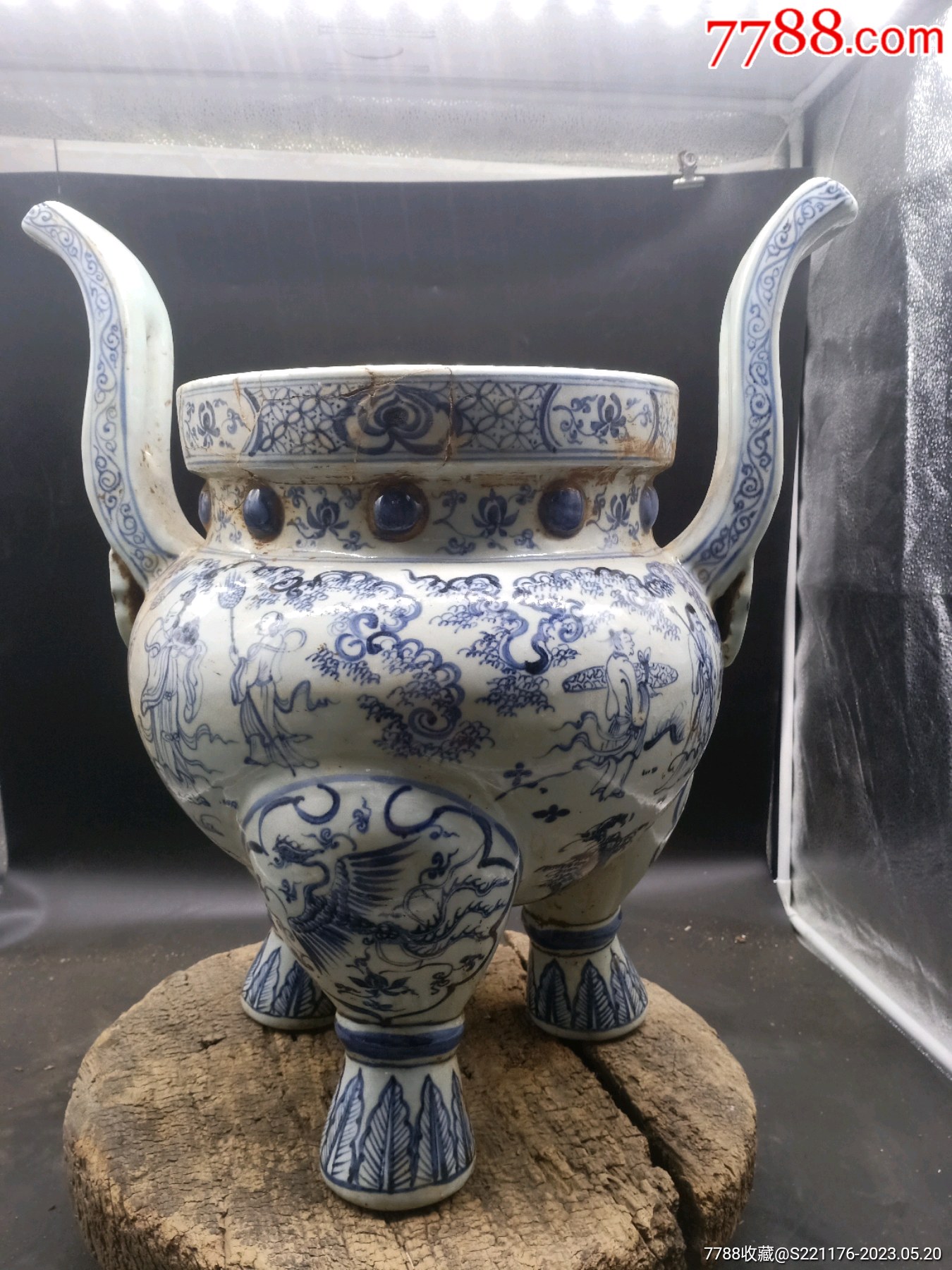 明空白期青花人物故事三足炉如图所示口沿有瑕疵画工繁密流畅精美色泽存正层 青花瓷 程耕读7788收藏 收藏热线