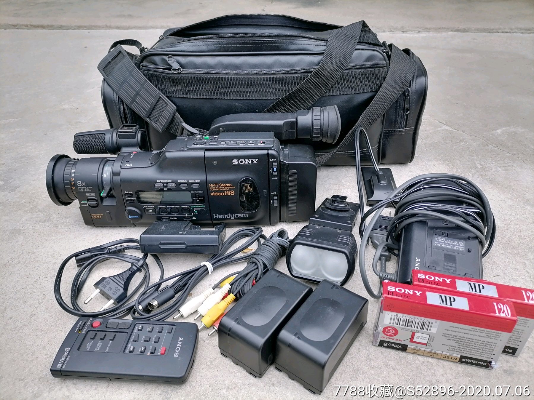 索尼CCD—V600摄像机全套_摄像机/摄影机_币经之路【7788收藏__收藏热线】