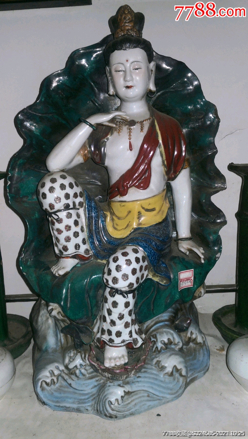 民国素三彩瓷鎏银自在观音造像-价格:48000元-se83353859-雕塑瓷/瓷雕-零售-7788收藏__收藏热线
