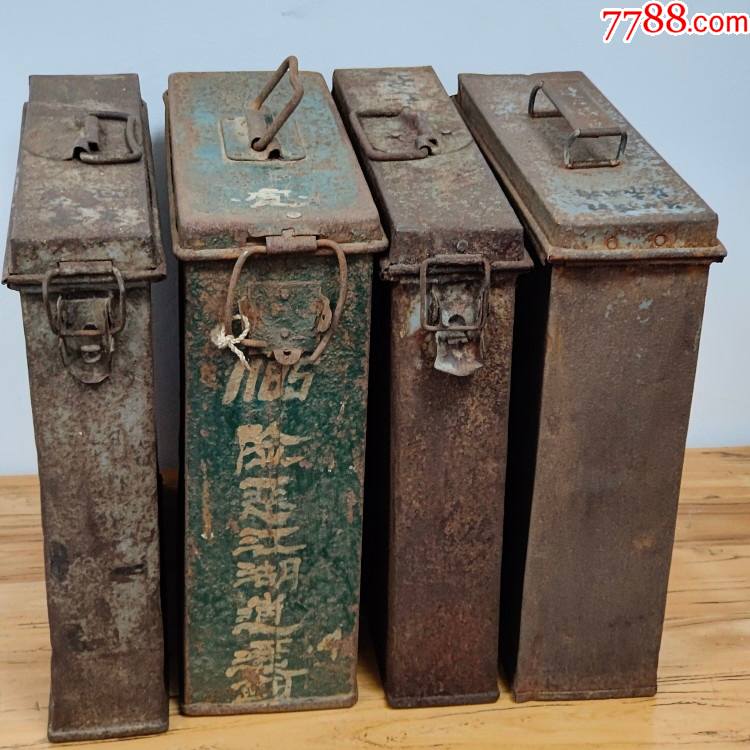 怀旧摆件老电影生锈电影老片箱16mm16毫米胶片箱片盒方箱软装道具-价格:25元-se89288060-电影机/放映机-零售-7788收藏__收藏热线