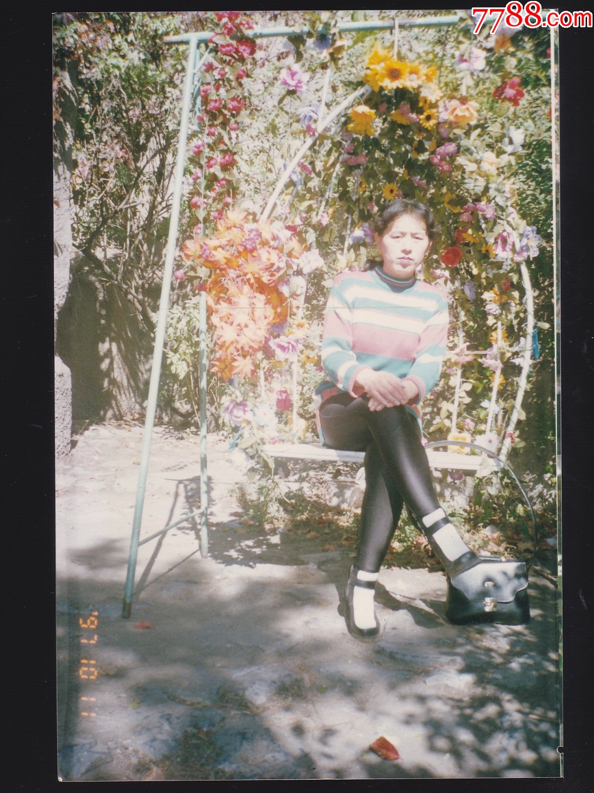 1997年美女在沈阳动物园留影-价格:5元-se94125001-老照片-零售-7788收藏__收藏热线