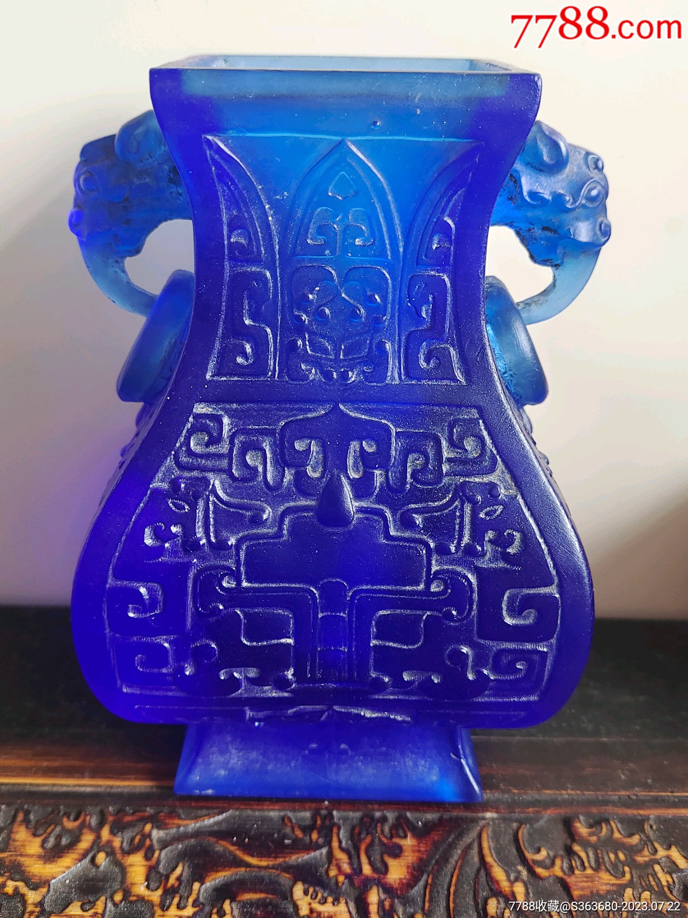 蓝色琉璃瑞兽双耳尊-价格:39999元-se95190014-琉璃瓶-零售-7788收藏__收藏热线