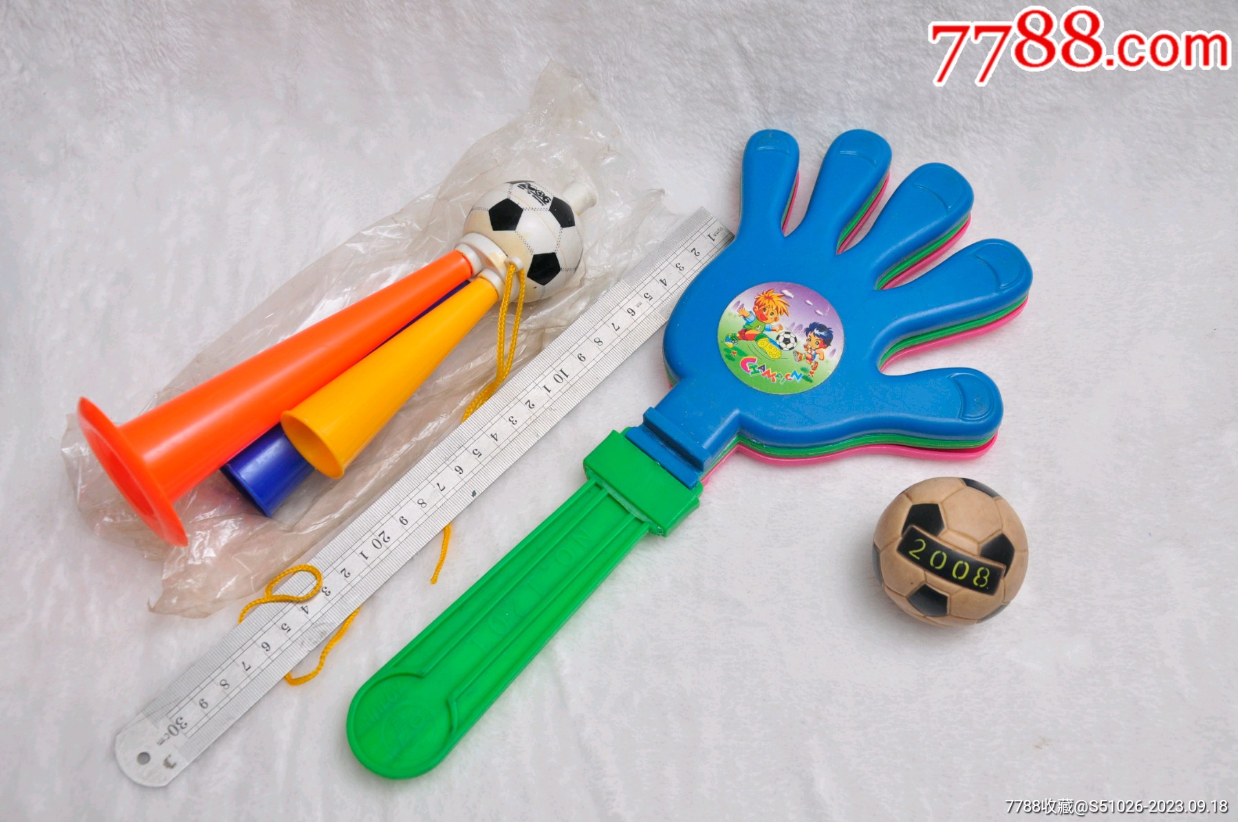 2006-2008足球老玩具3个-价格:23元-se96248773-其他传统玩具-零售-7788收藏__收藏热线