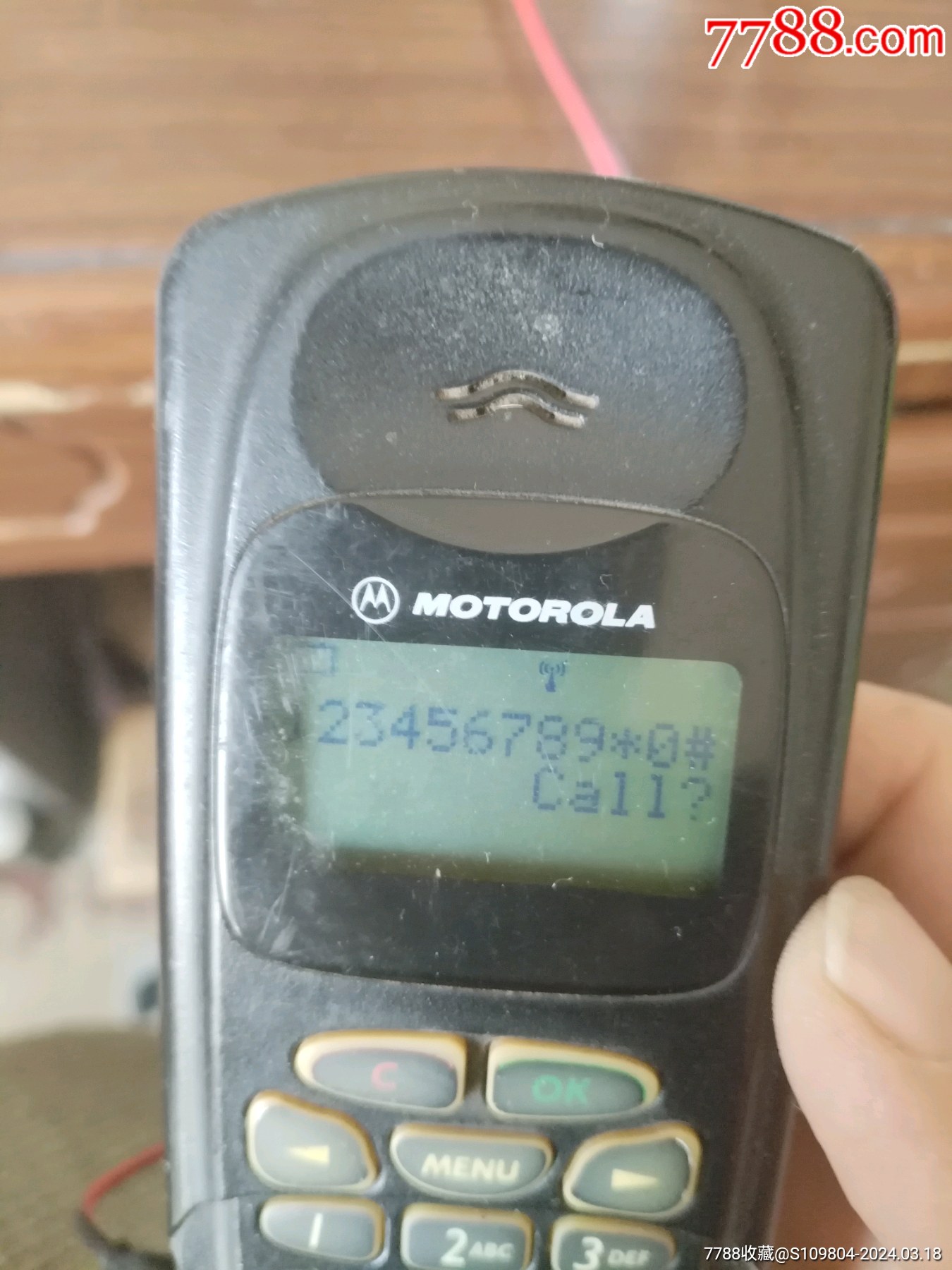 摩托罗拉d470二个大_大哥大_鑫收藏【7788收藏__收藏热线】