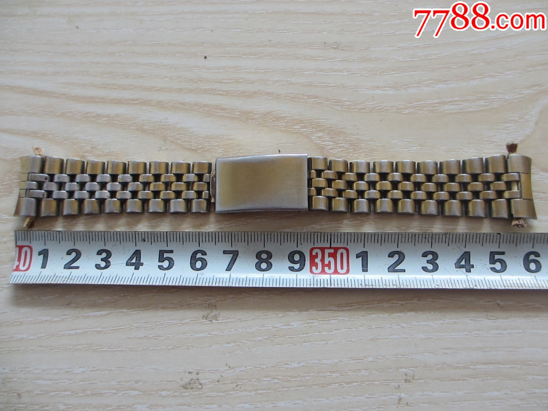 经典怀旧！上海散珠【弯头\18MM】男士古董老表带一条！-价格:18元-se101703399-表带/表链-零售-7788收藏__收藏热线