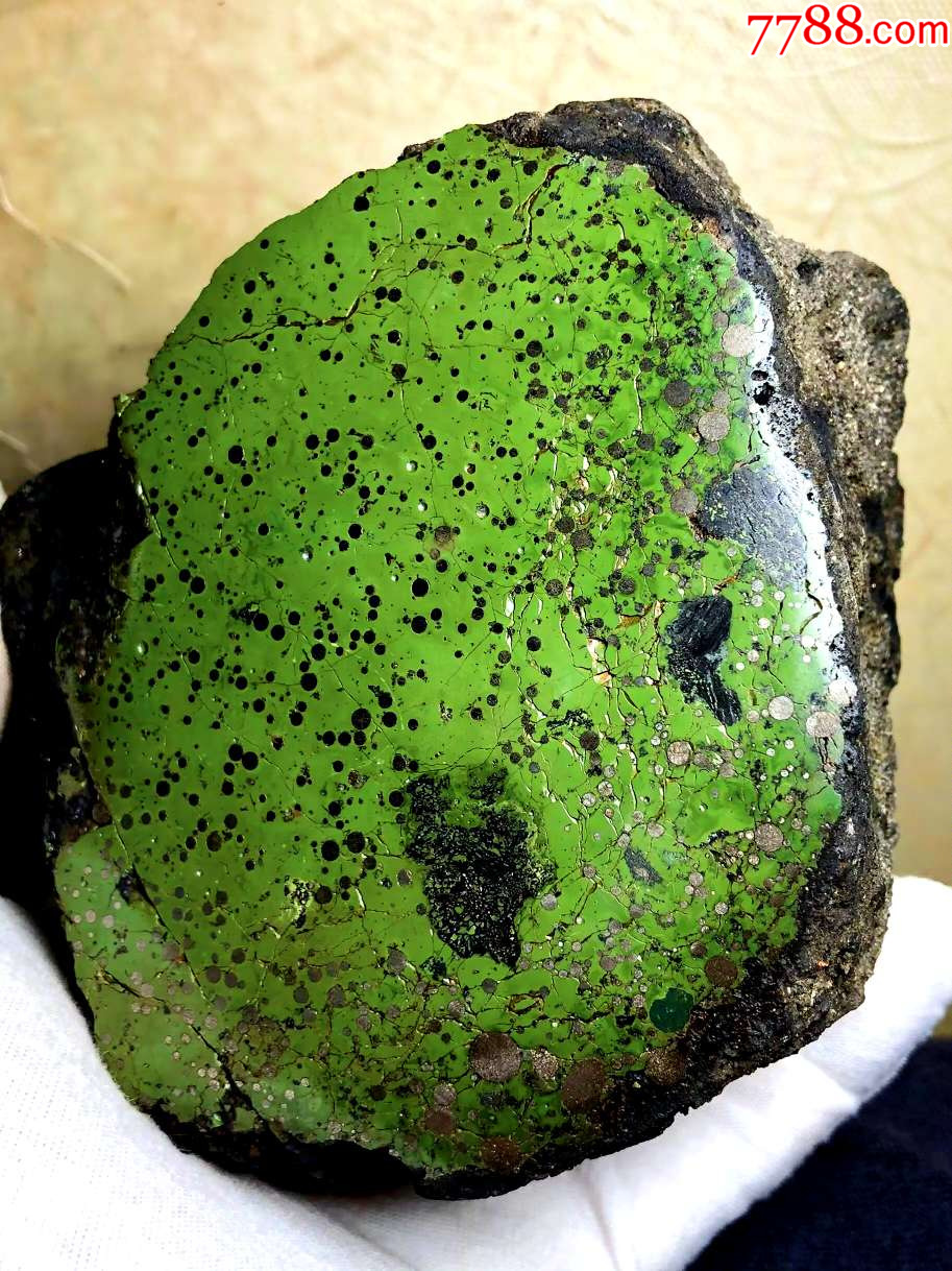 aa142稀有绿色球粒满天星陨石1571克_陨石_玉泉陌【7788收藏__收藏热线】