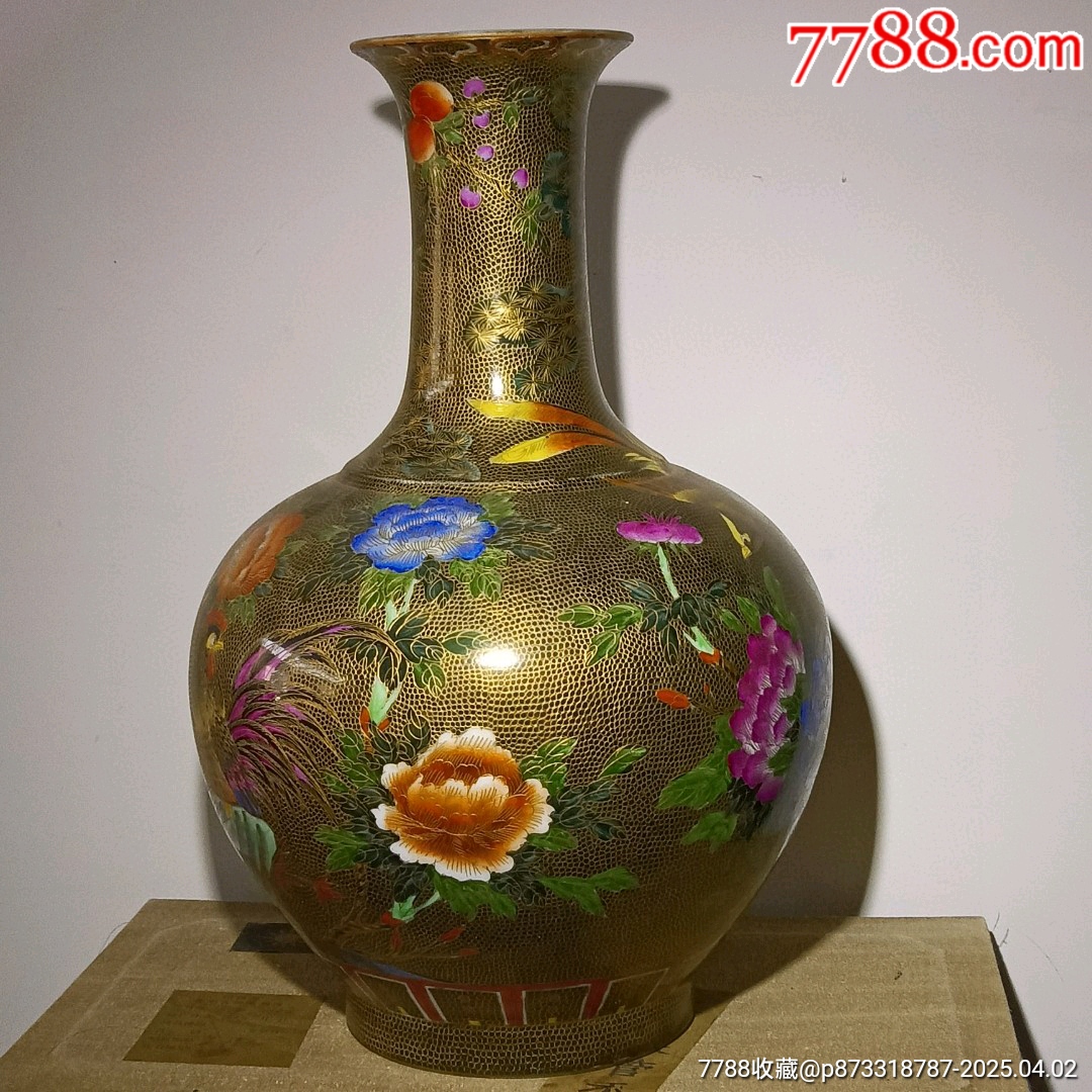 乾隆年制珐琅彩掐金丝《凤穿牡丹》赏瓶，画工精美，做工精致，掐丝均匀漂亮，纹路清晰_景泰蓝/珐琅_图片鉴赏_收藏价格_7788铜器收藏