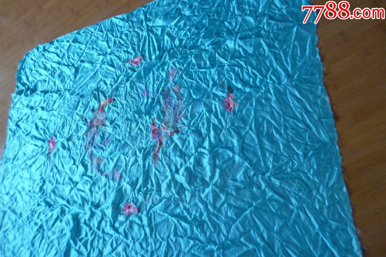 绣的凤戏牡丹花图案_床单/被套_友缘有书缘【7788收藏】